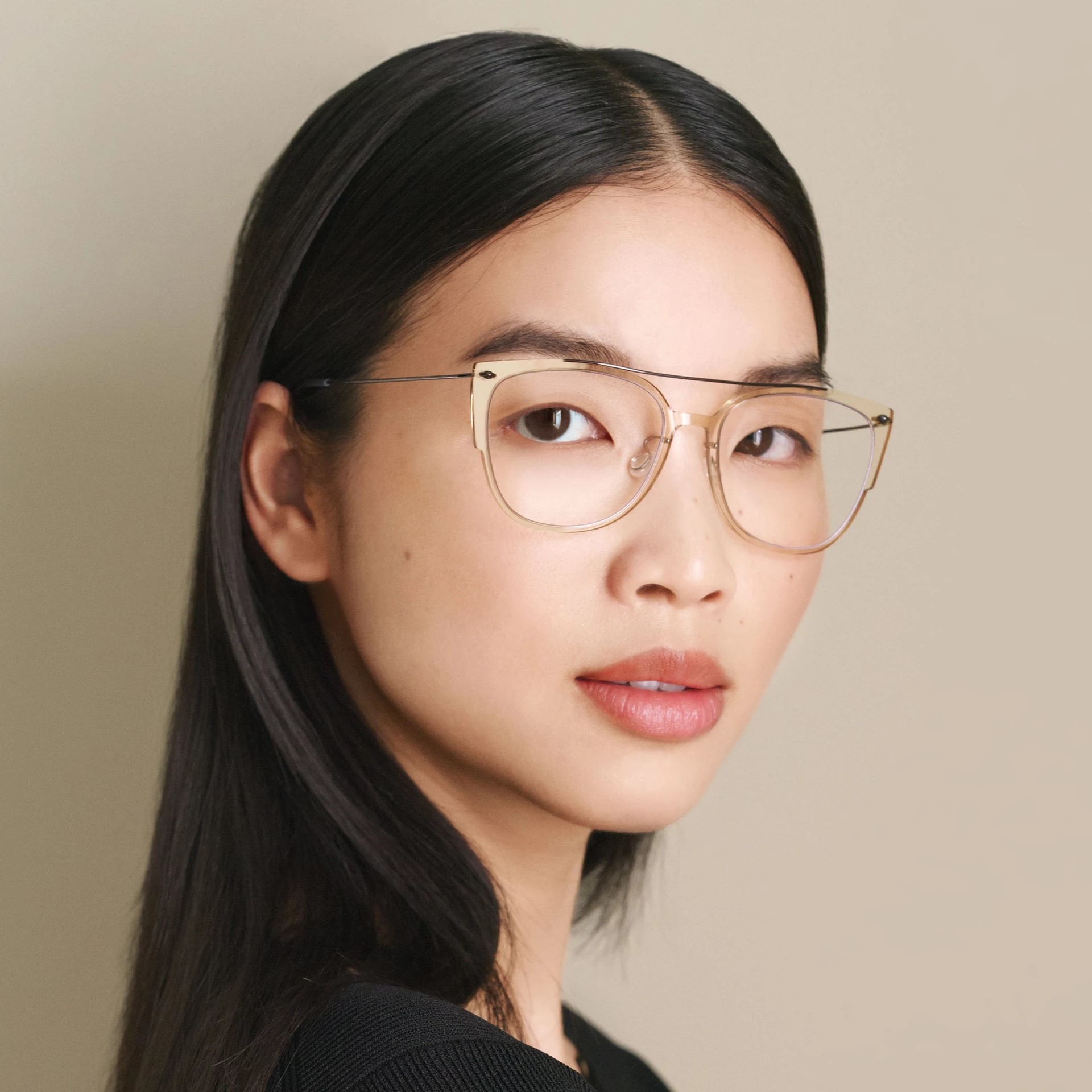 LINDBERG的秋季時尚美學．用溫暖迎接迎面而來的寒冬-光明分子．眼鏡